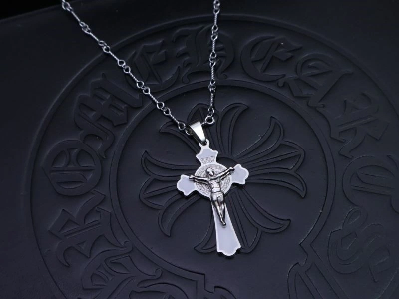 Low-cost Chrome Hearts Necklaces