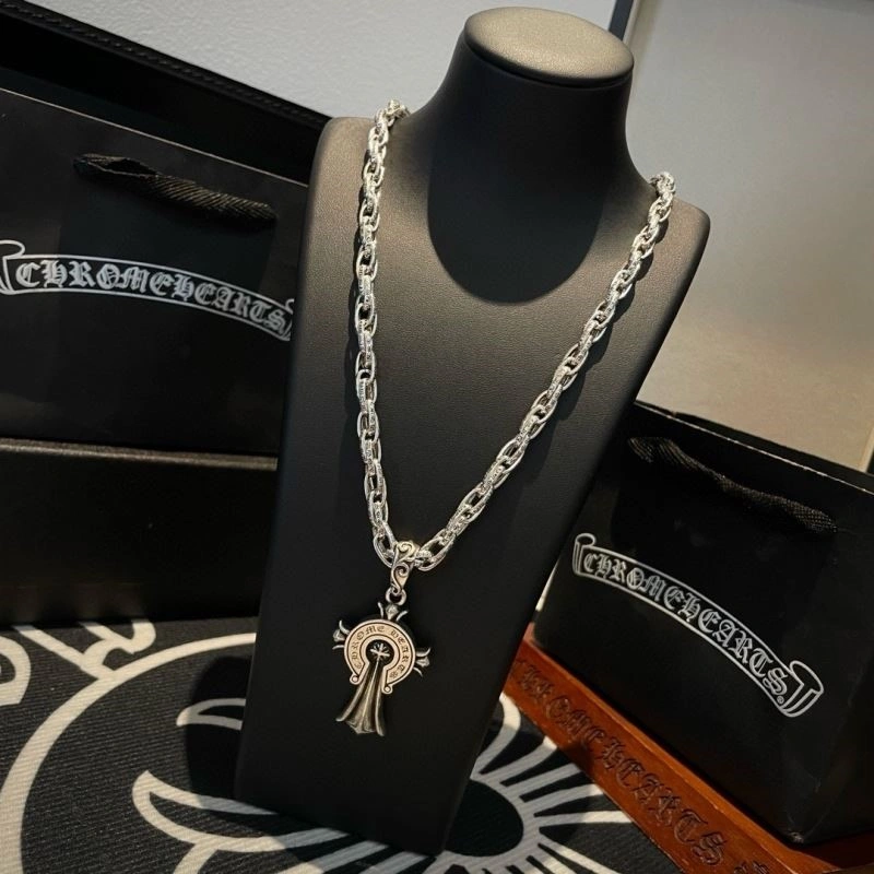 Bargain Chrome Hearts Necklaces