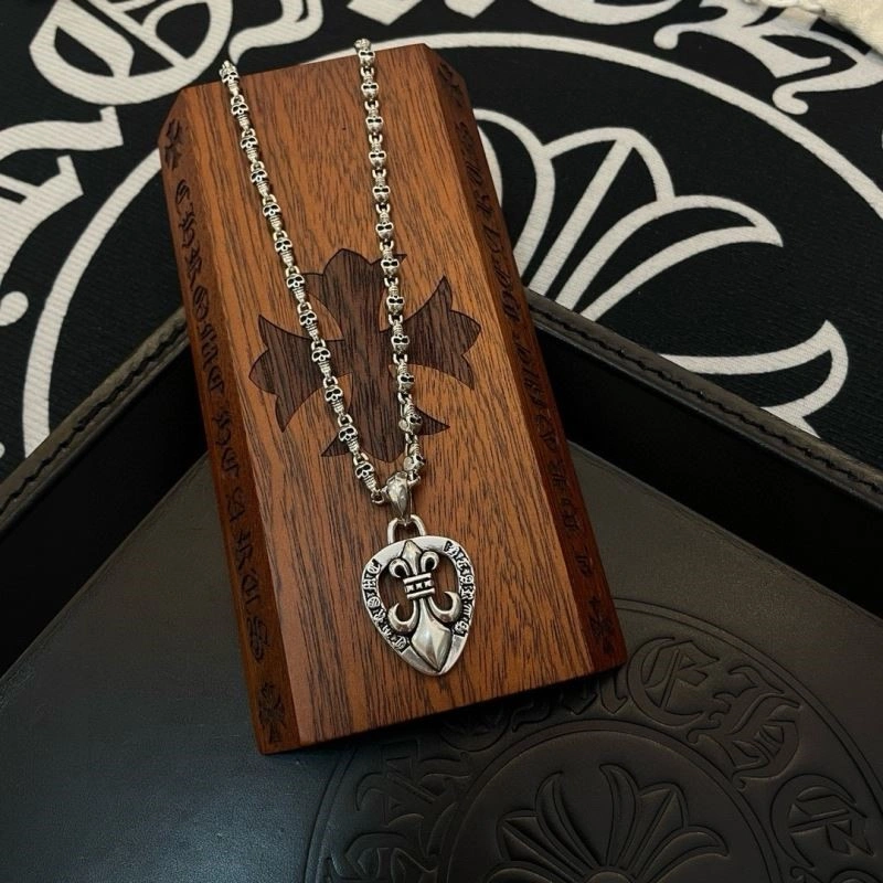 Low-cost Chrome Hearts Necklaces
