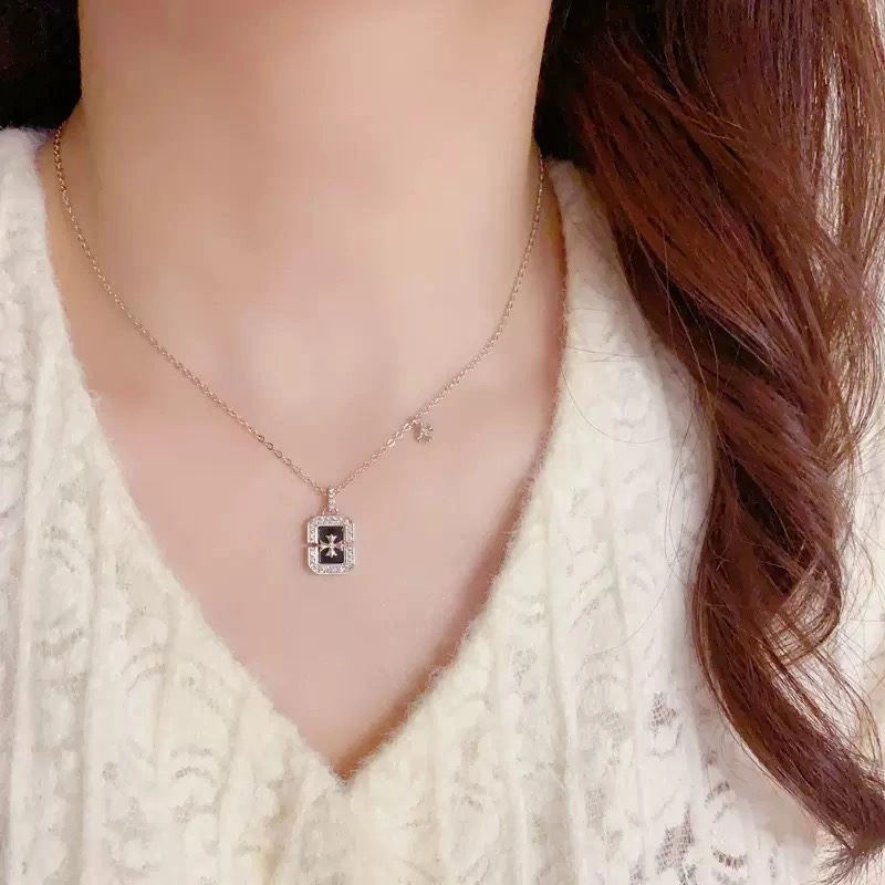 Top mirror Chrome Hearts Necklaces