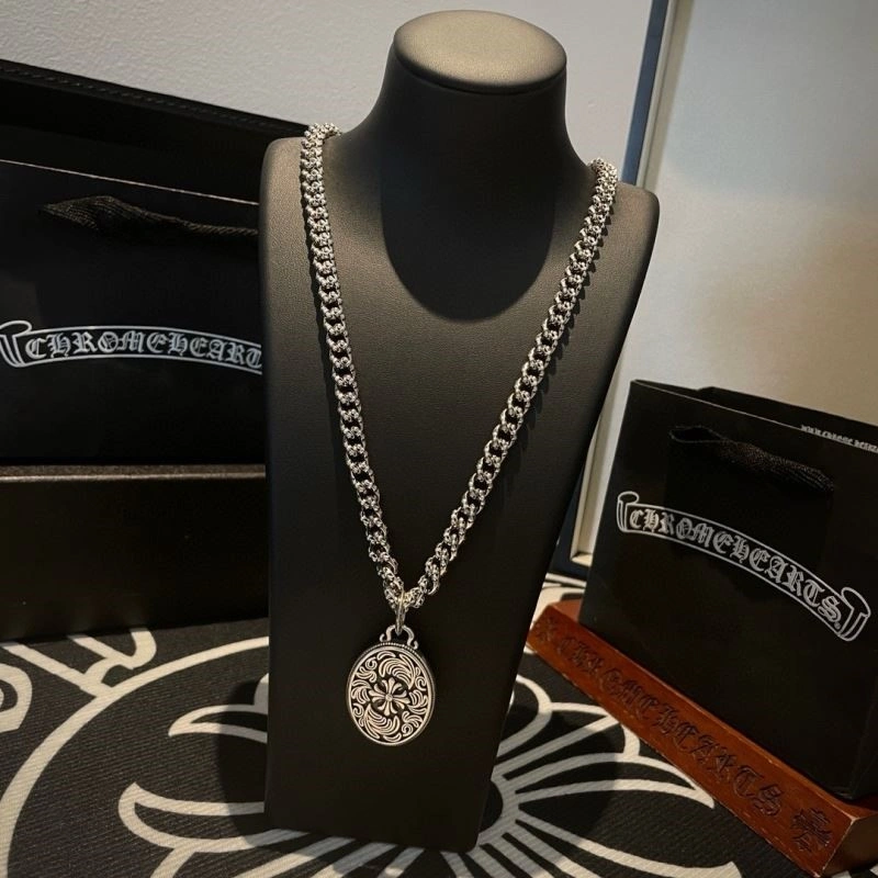 Low-cost Chrome Hearts Necklaces