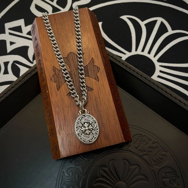 Low-cost Chrome Hearts Necklaces
