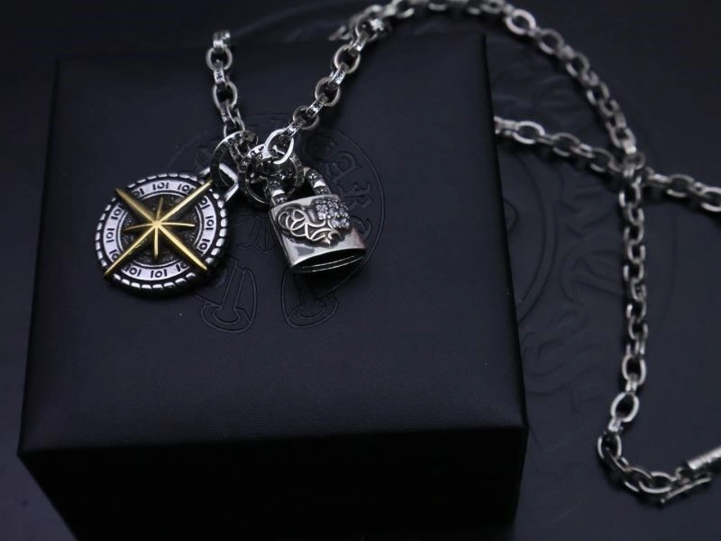 Bargain Chrome Hearts Necklaces