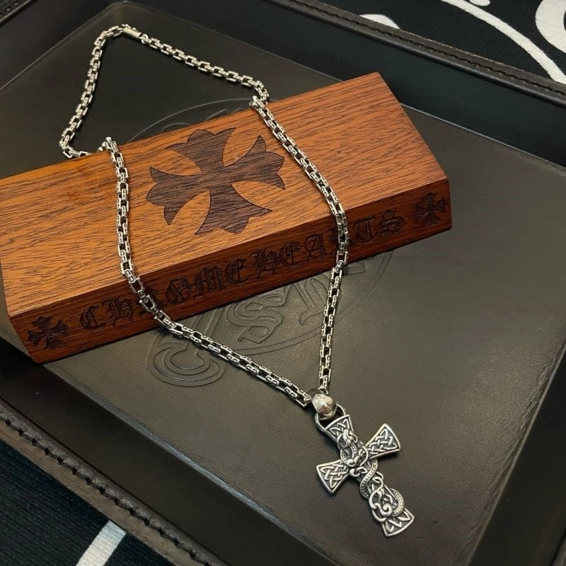 Low-cost Chrome Hearts Necklaces