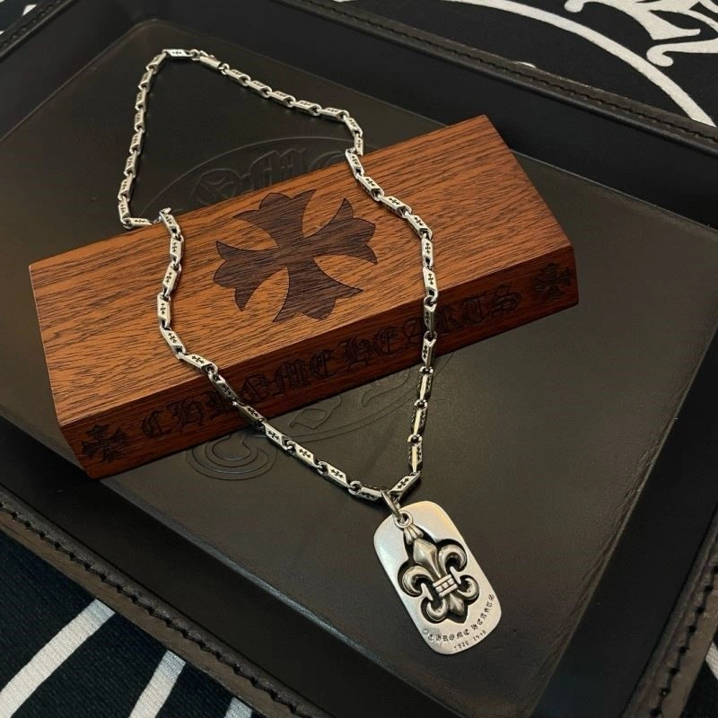 Affordable Chrome Hearts Necklaces