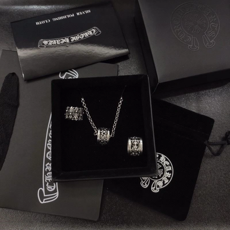 Budget-friendly Chrome Hearts Necklaces