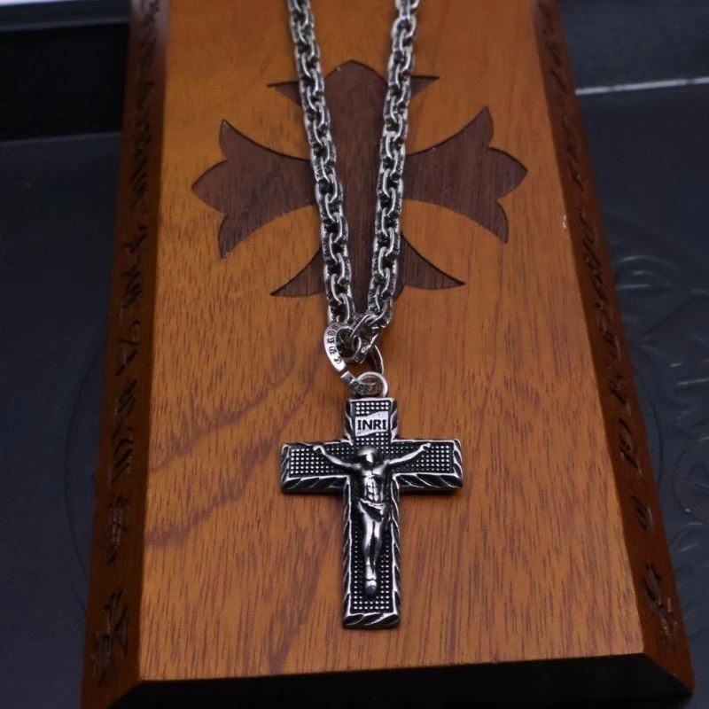 Discounted Chrome Hearts Necklaces