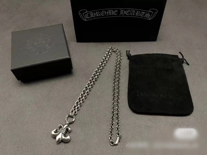 Accurate model Chrome Hearts Necklaces