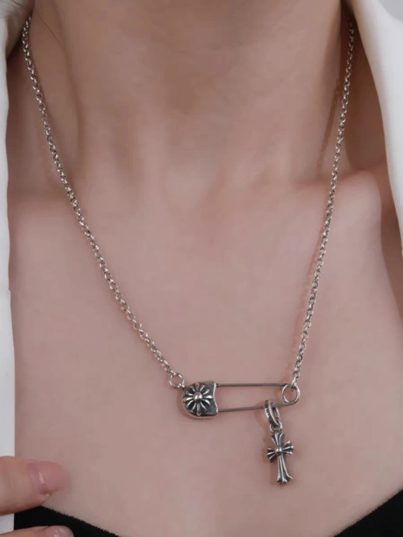 Bargain Chrome Hearts Necklaces