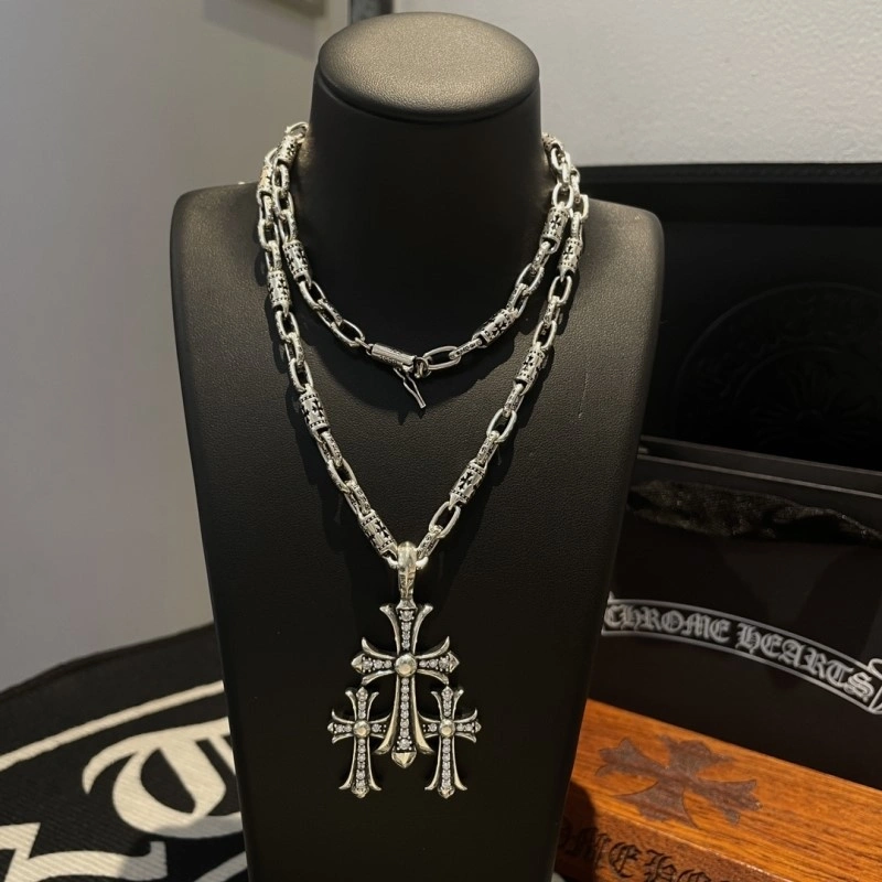 Low-cost Chrome Hearts Necklaces