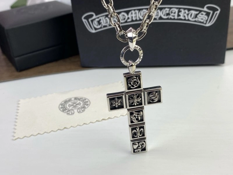 Bargain Chrome Hearts Necklaces