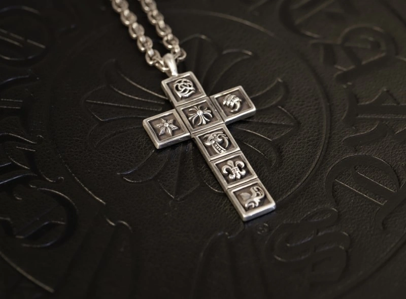 Accurate model Chrome Hearts Necklaces