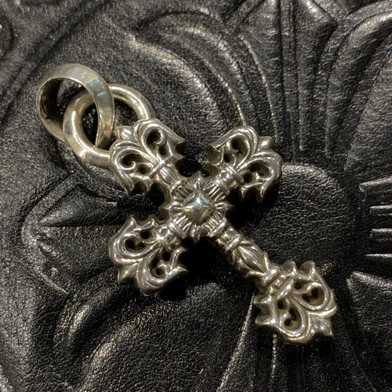 Bargain Chrome Hearts Necklaces