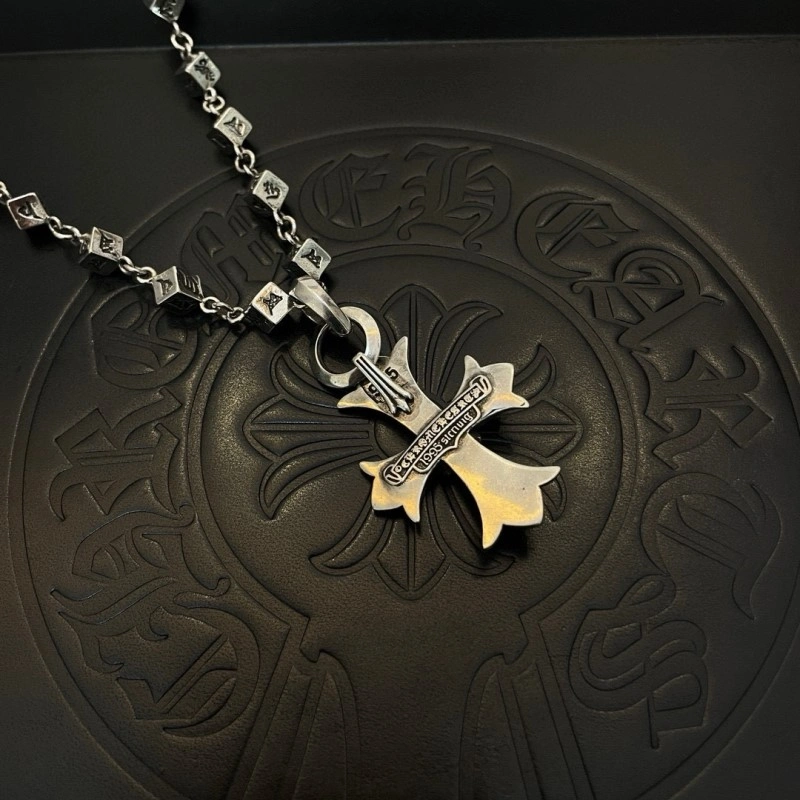 Low-cost Chrome Hearts Necklaces