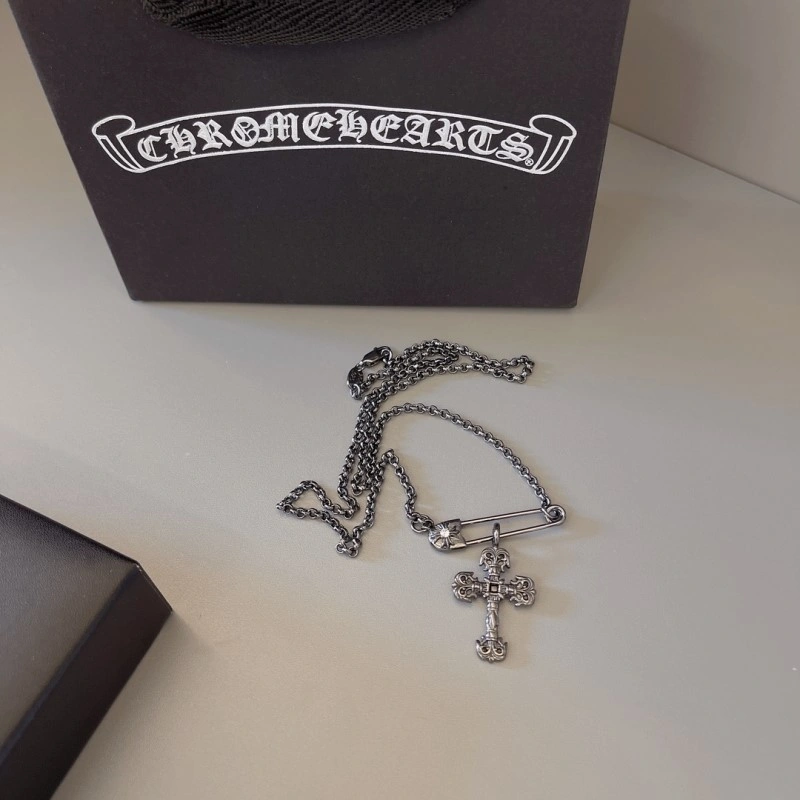 Bargain Chrome Hearts Necklaces