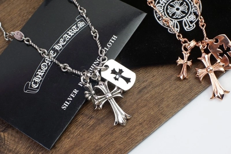 Low-cost Chrome Hearts Necklaces