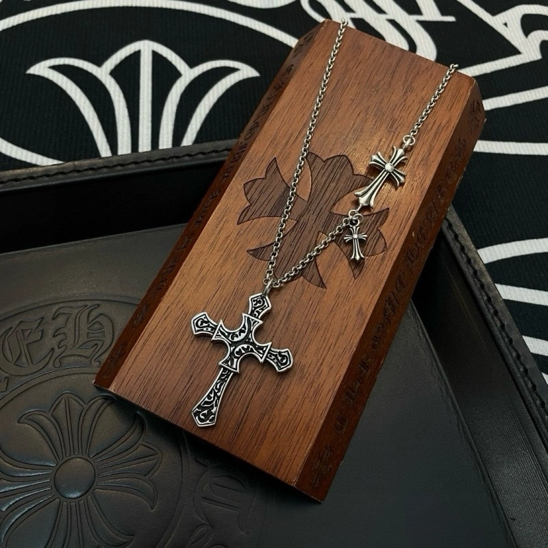 Low-cost Chrome Hearts Necklaces