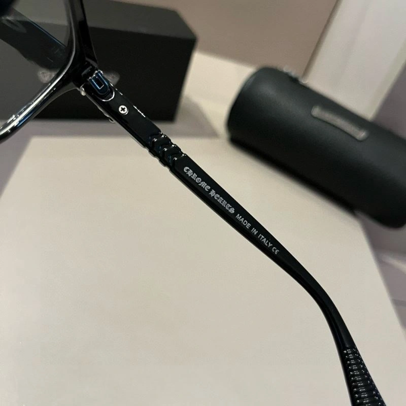 1:1 copy Chrome Hearts Sunglasses