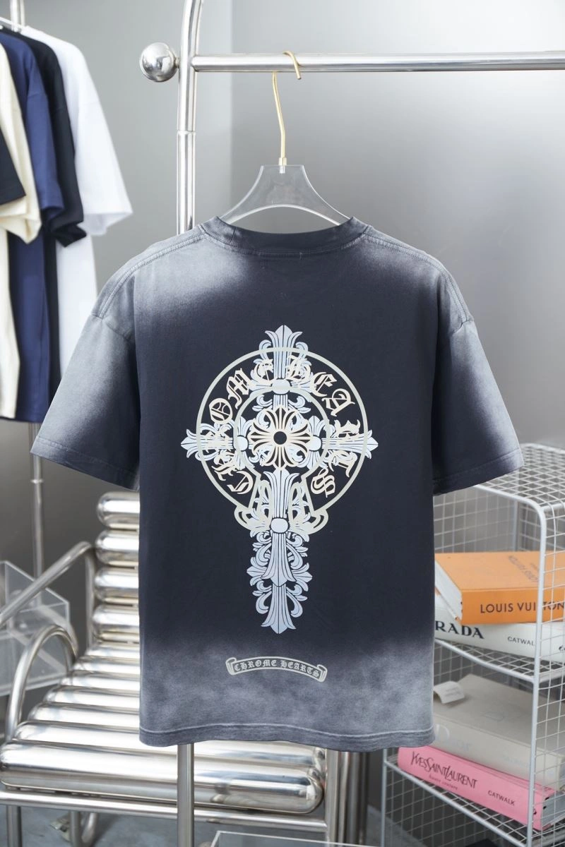Indistinguishable Chrome Hearts T-Shirts
