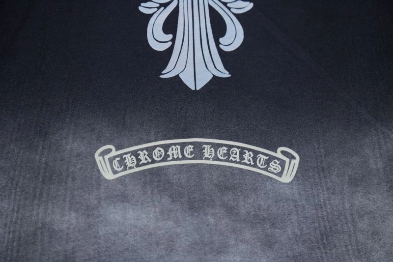 Indistinguishable Chrome Hearts T-Shirts