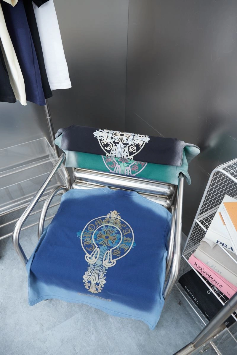 Indistinguishable Chrome Hearts T-Shirts