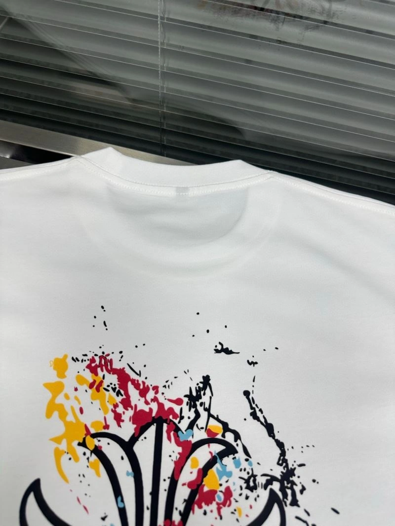 Indistinguishable Chrome Hearts T-Shirts