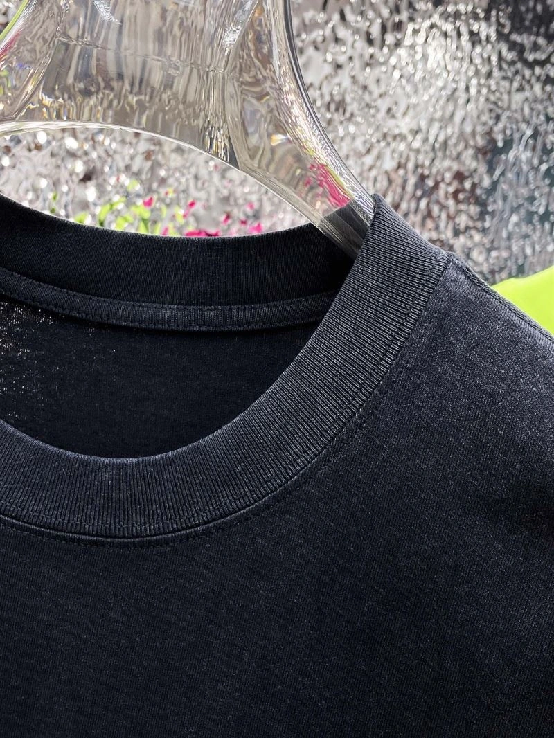 Indistinguishable Chrome Hearts T-Shirts