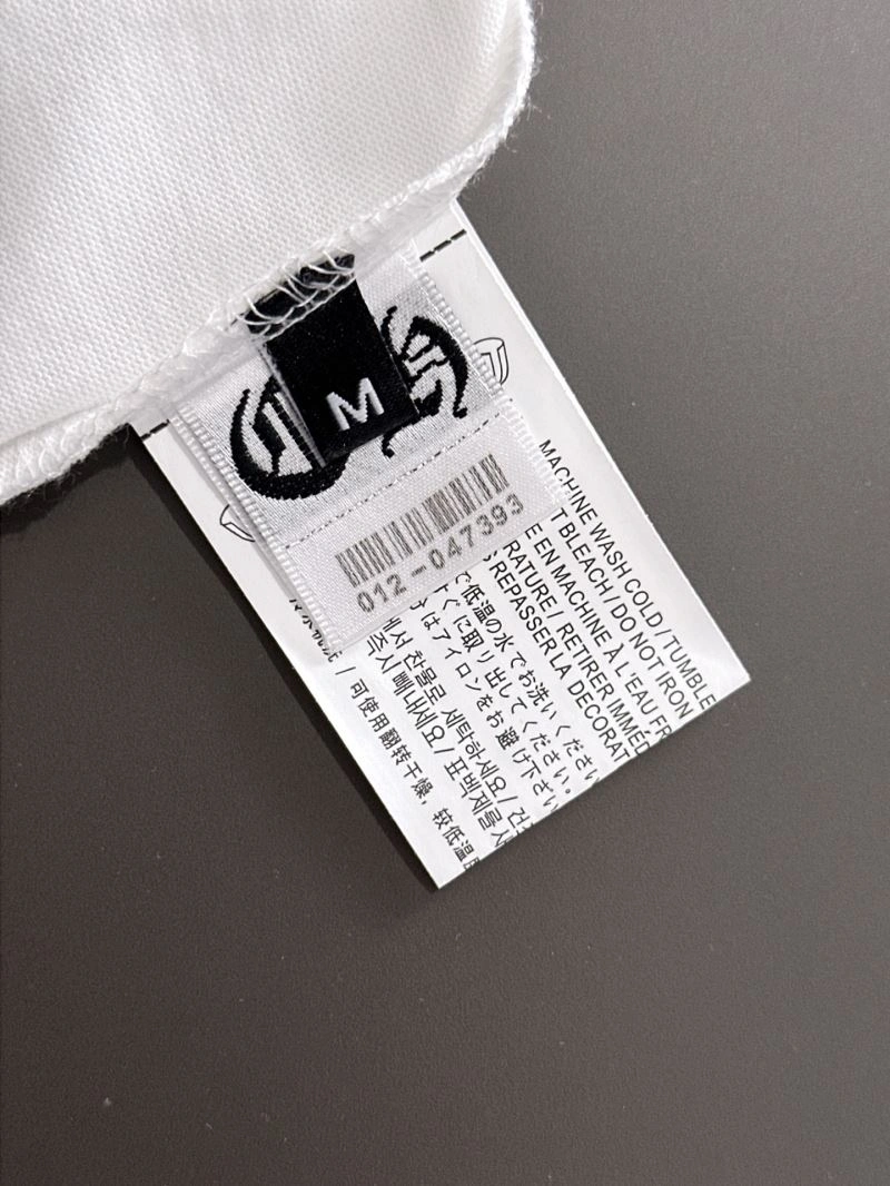 Indistinguishable Chrome Hearts T-Shirts