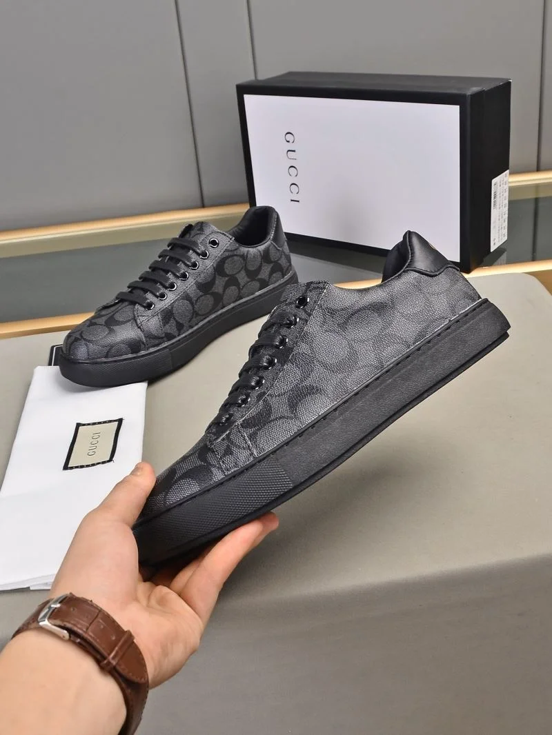 Perfect replica Coach Shoes