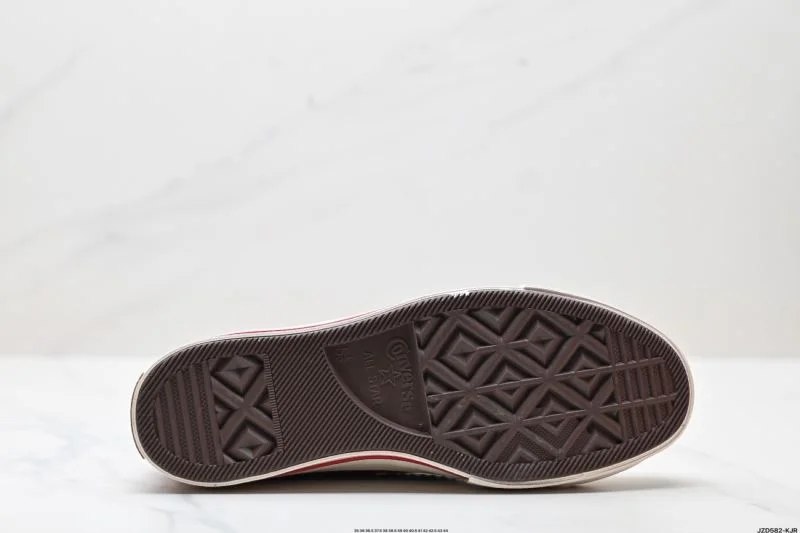 Brand-authenticated Converse Shoes