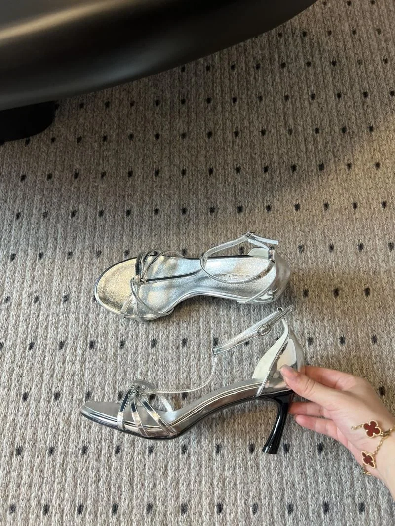 Low-cost Cotemp Sandals