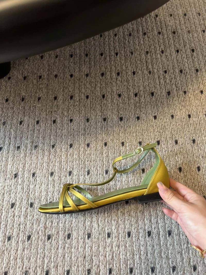 1:1 copy Cotemp Sandals