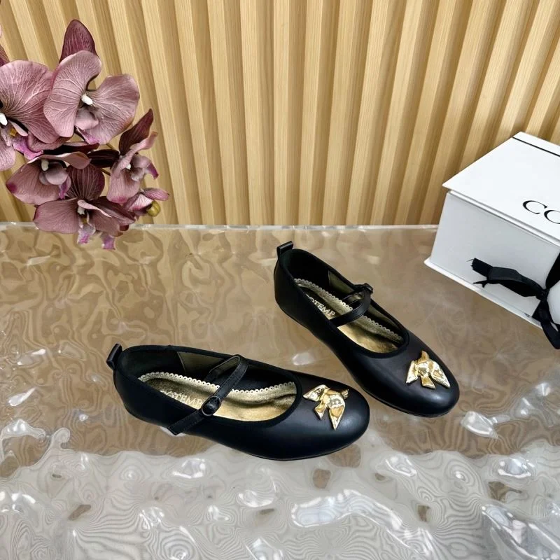 Indistinguishable Cotemp Shoes