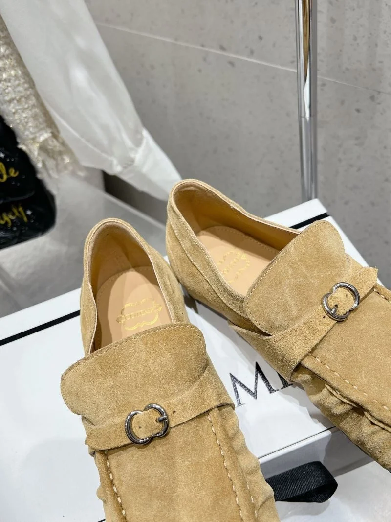 Indistinguishable Cotemp Shoes