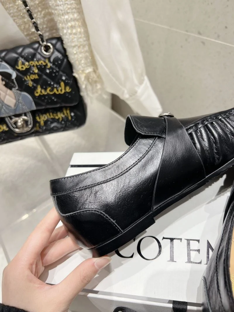 Accurate model Cotemp Shoes