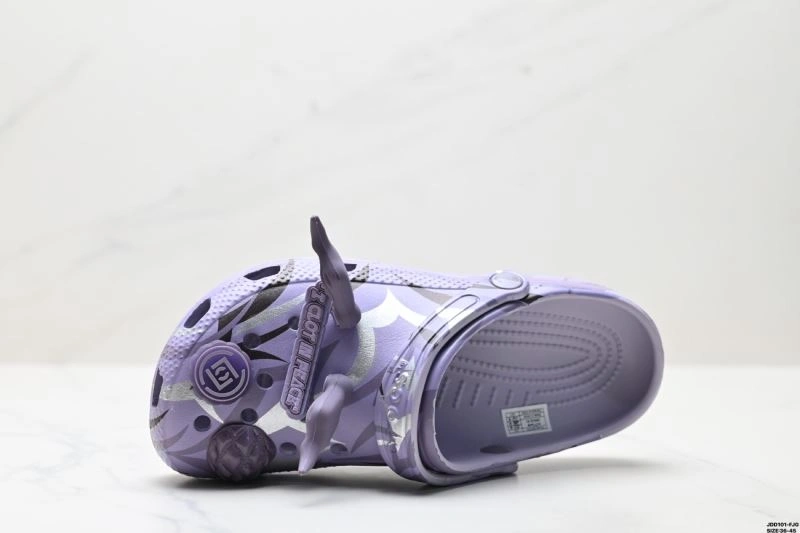 Brand-authenticated Crocs Sandals