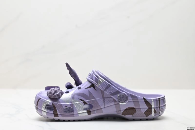 Brand-authenticated Crocs Sandals