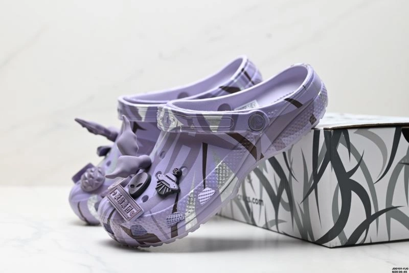 Brand-authenticated Crocs Sandals