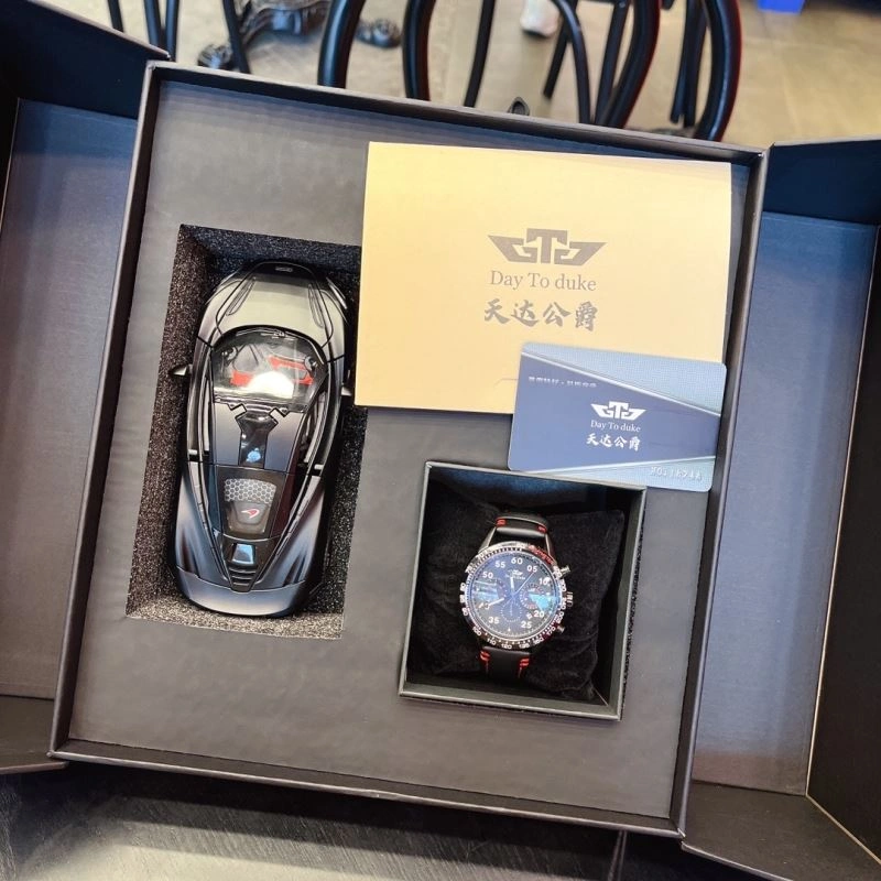 Value-priced DAY TO DUKE Watches