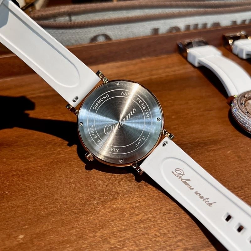 Indistinguishable DOLAME Watches
