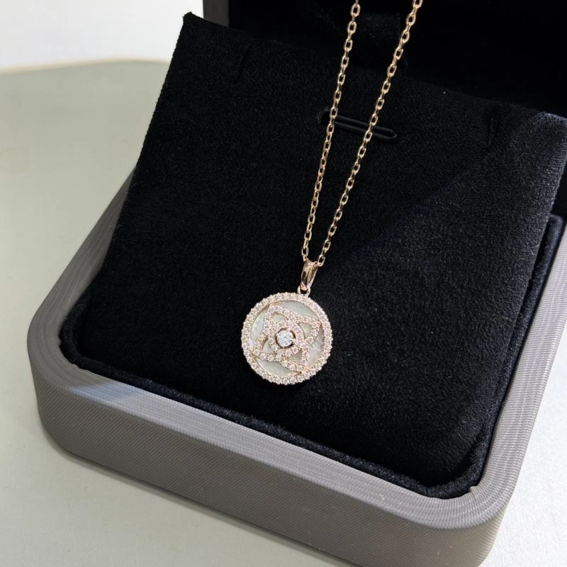 Brand-original De Bee Necklaces