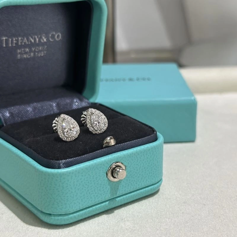 Accurate model Debeers Earrings