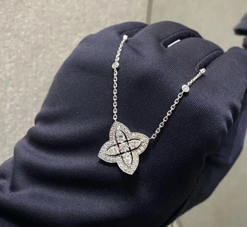 Brand-original Debeers Necklaces
