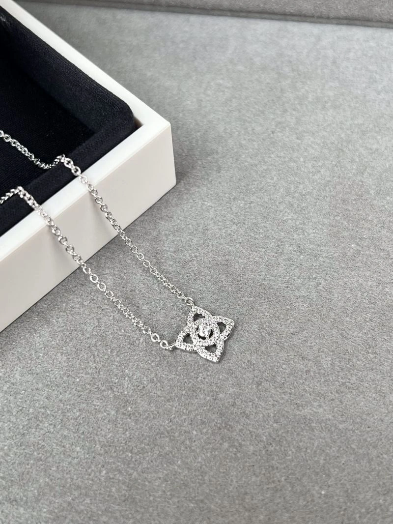 Real Debeers Necklaces