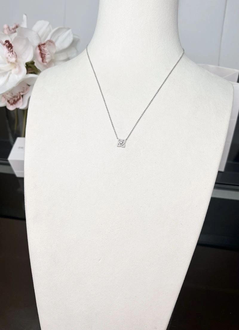 Real Debeers Necklaces