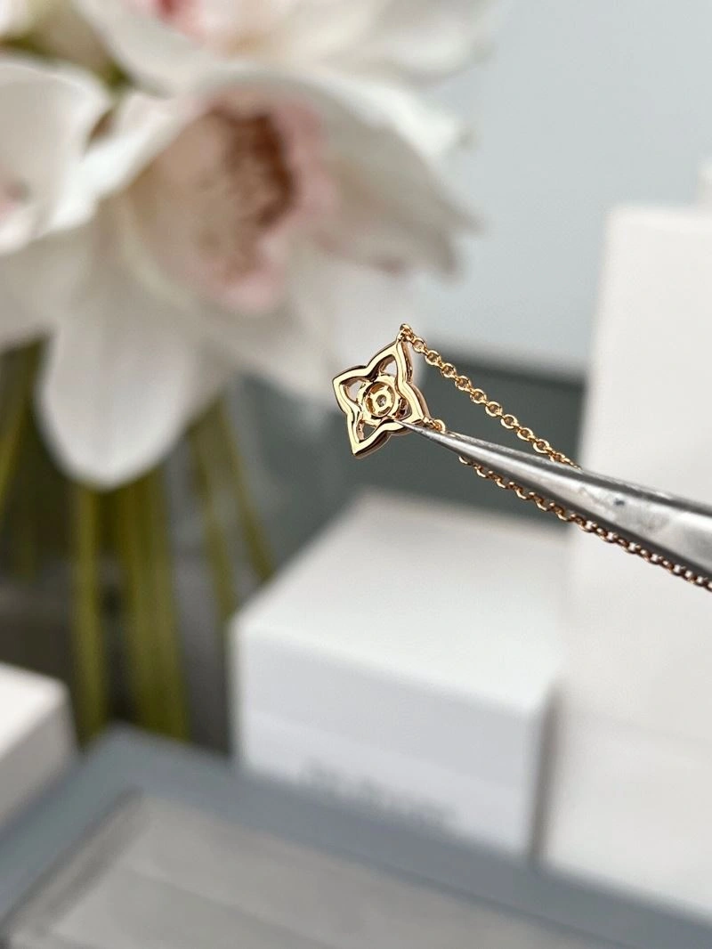 Mirror quality Debeers Necklaces