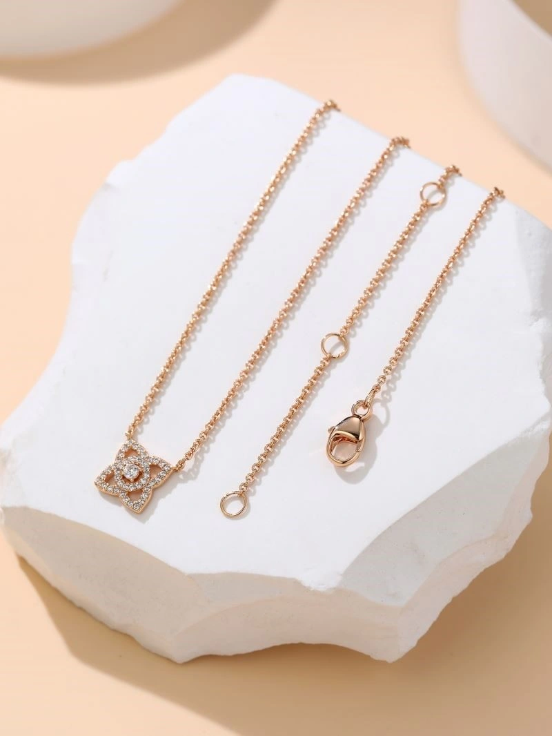 Economical Debeers Necklaces