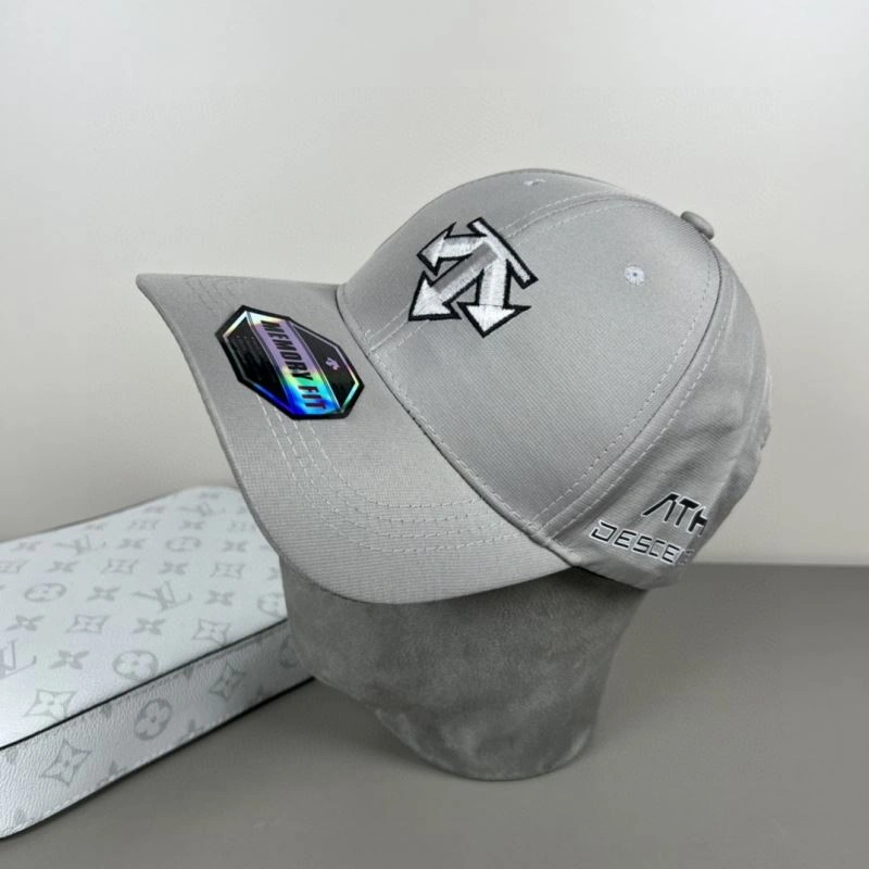 Descente Caps