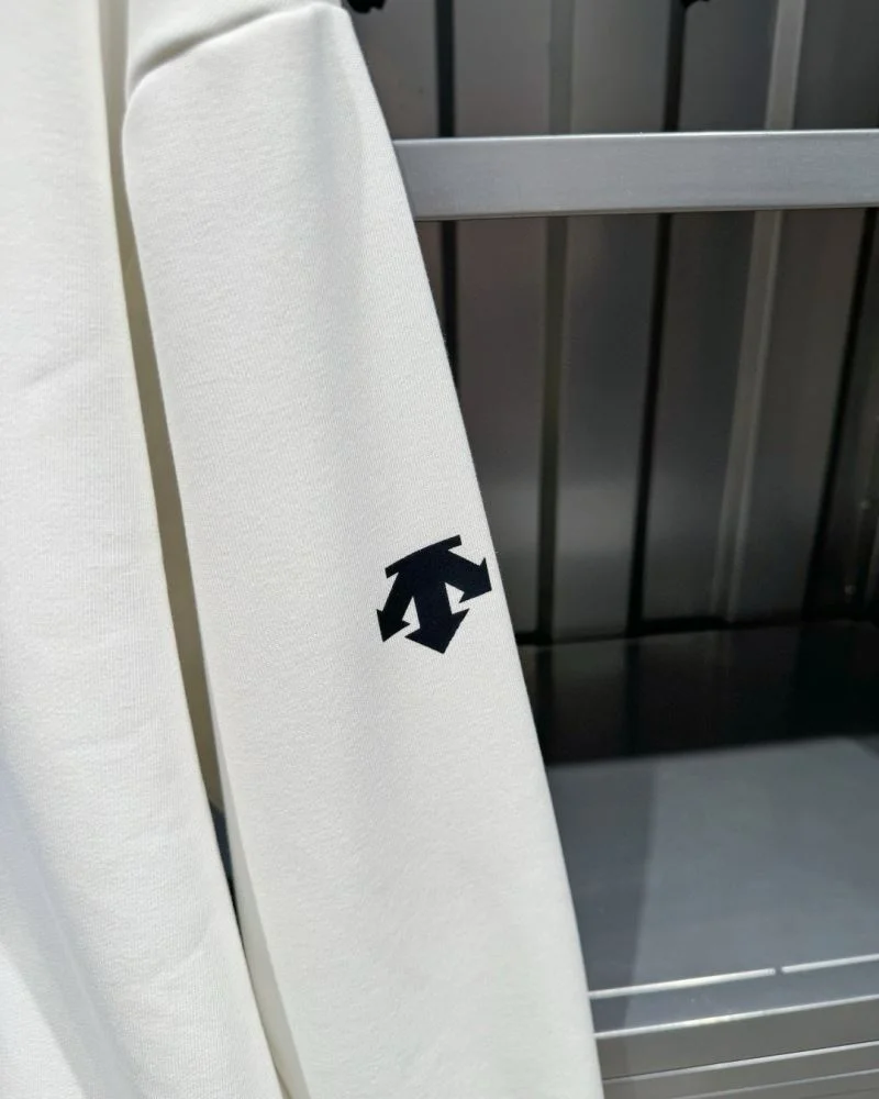 Cut-rate Descente Hoodies