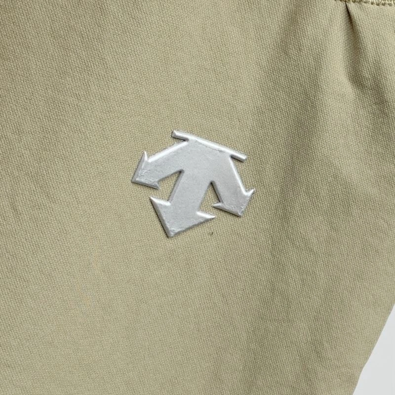 Accurate model Descente Long Pants